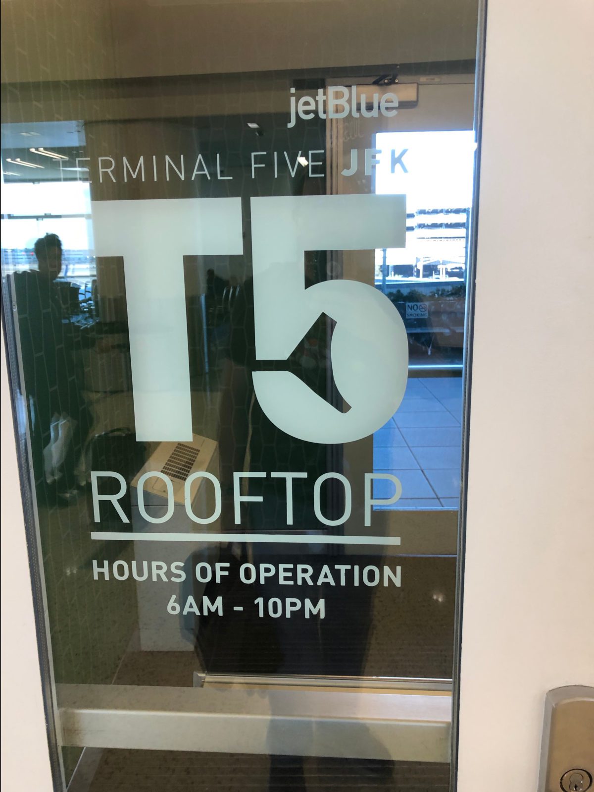 Lounge Review: JetBlue T5 Rooftop - JFK Airport - Your Mileage May Vary
