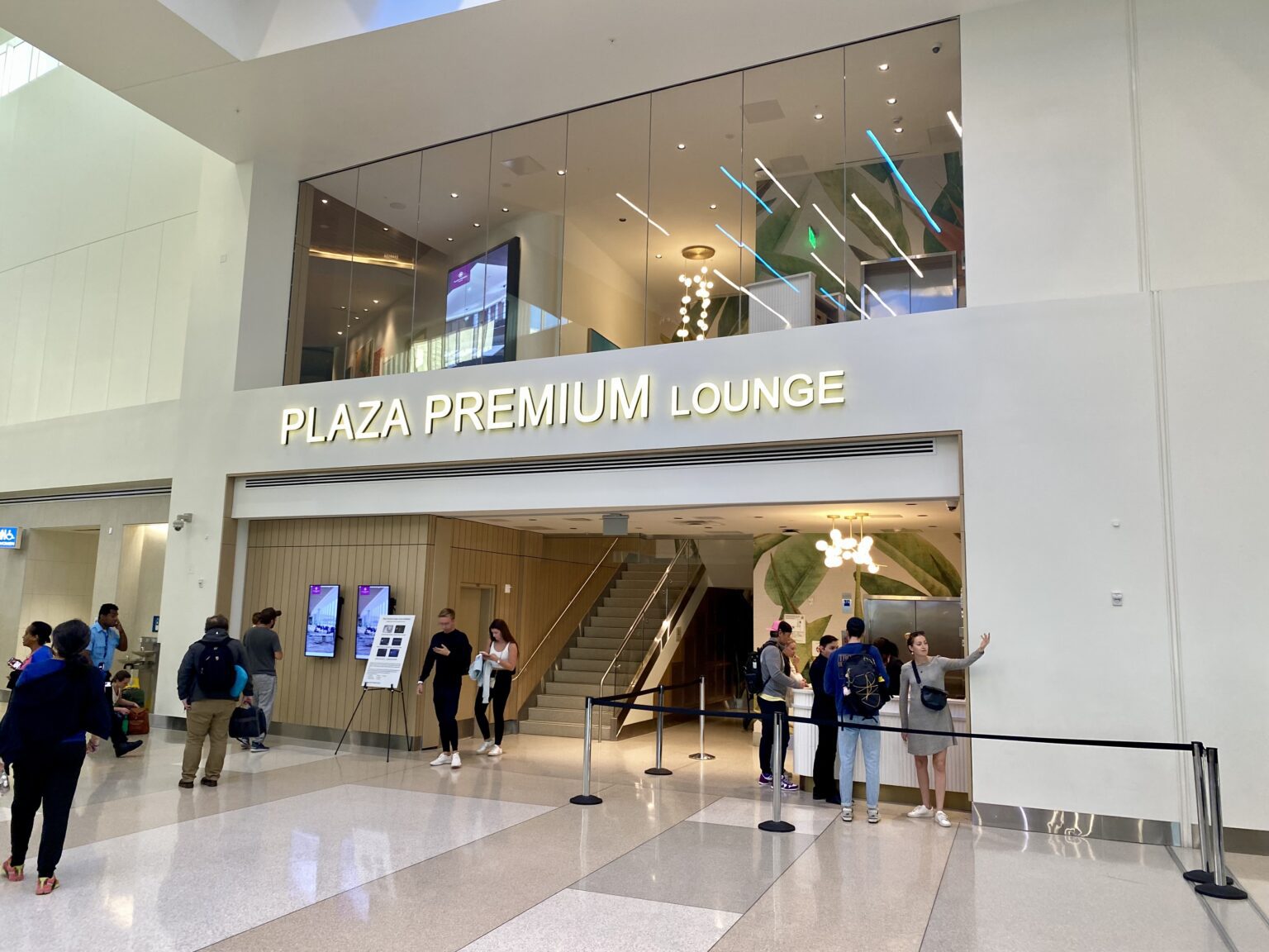 How To Get Into Airport Lounges When Flying JetBlue From NYC To Orlando ...