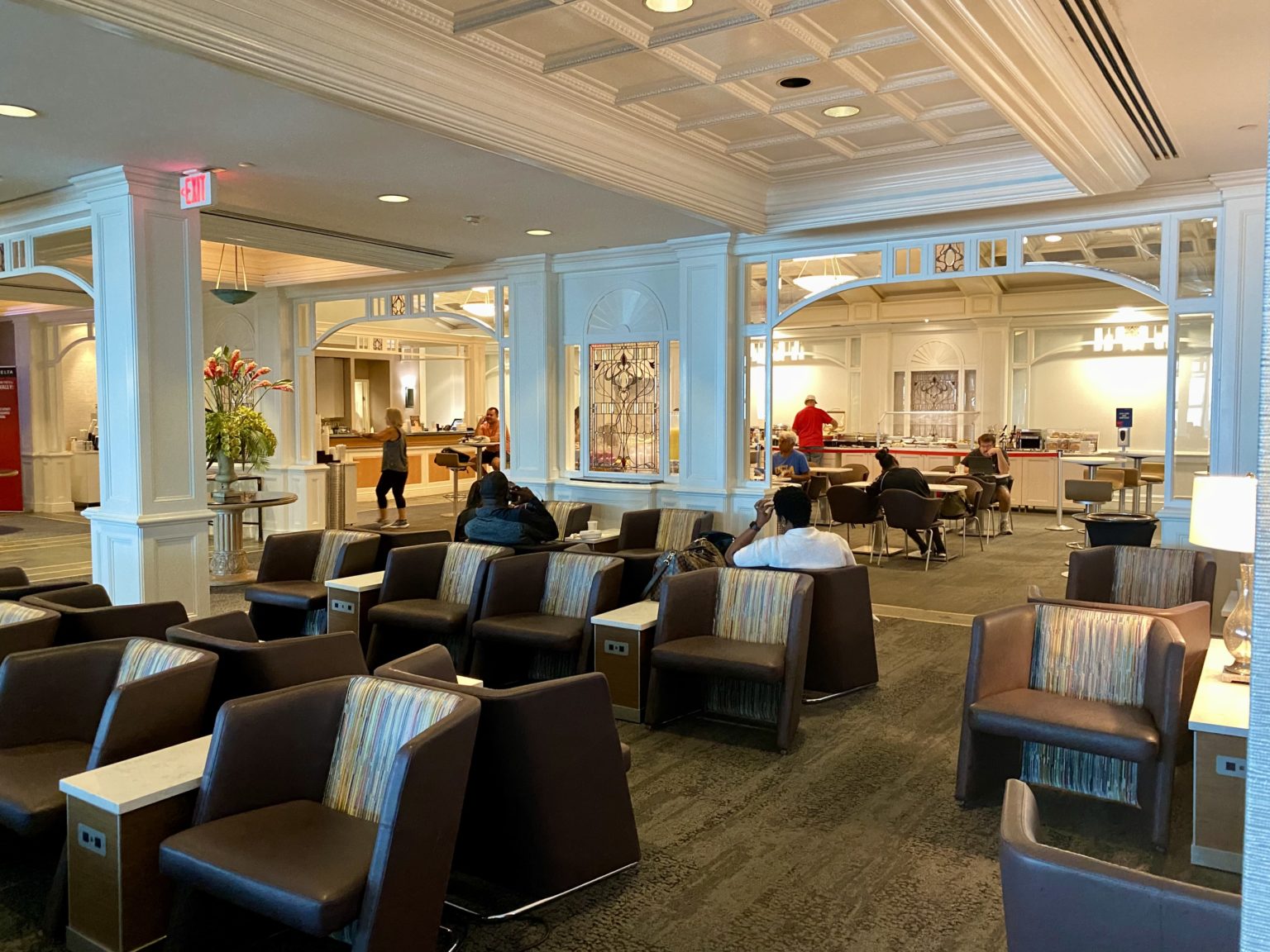 The Lounges of Orlando International Airport (MCO) – UPDATED for 2025 ...