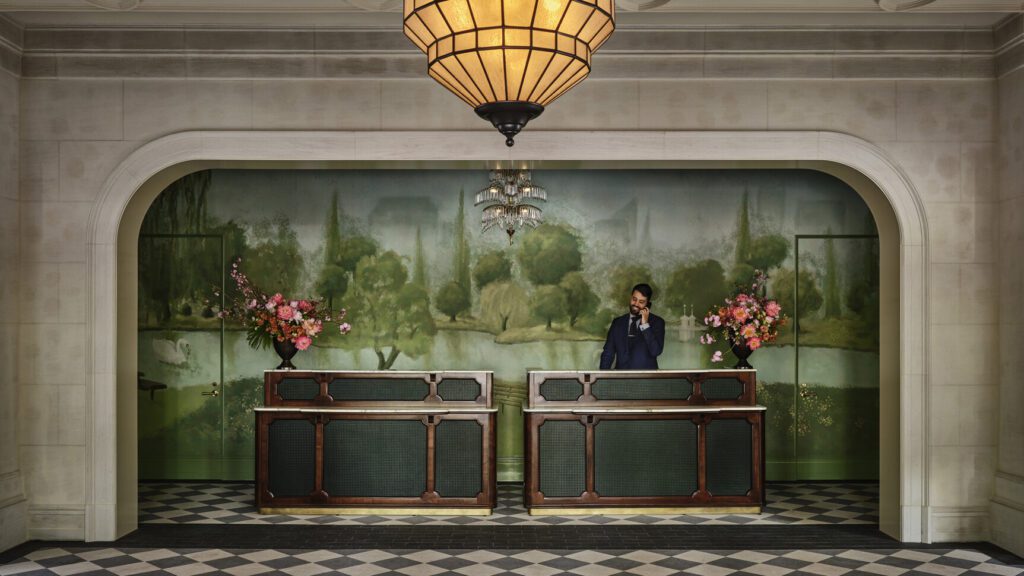 Four Seasons Boston Reopens With Reimagined Lobby Spaces - Your Mileage ...