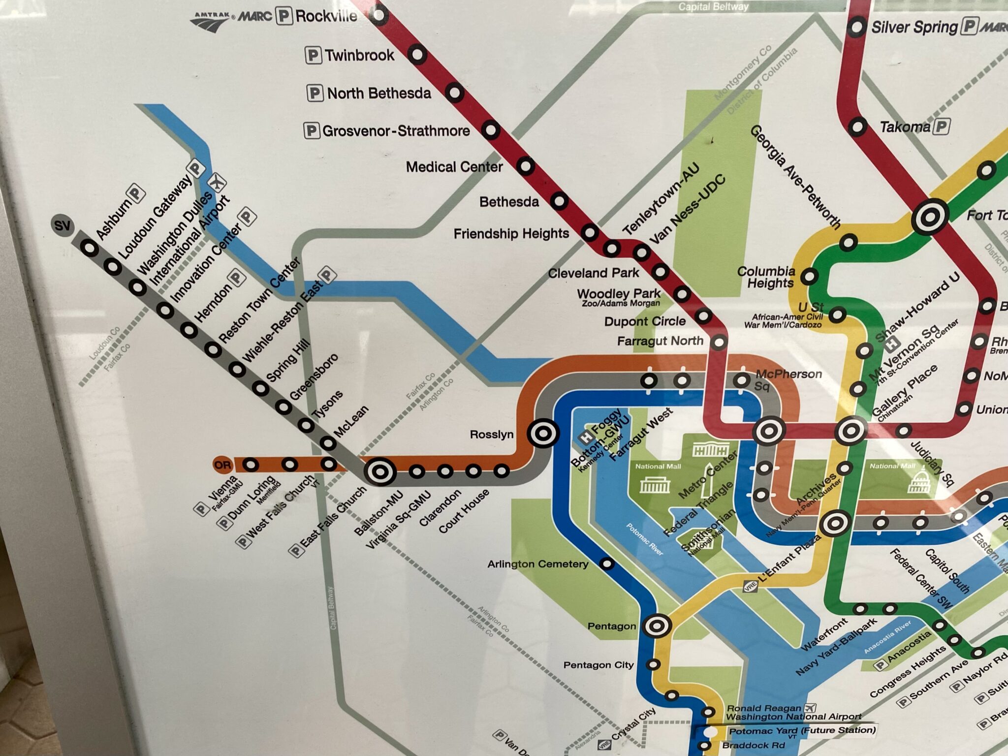 How to Use the DC Metro to Get Between the City, Dulles, and National ...