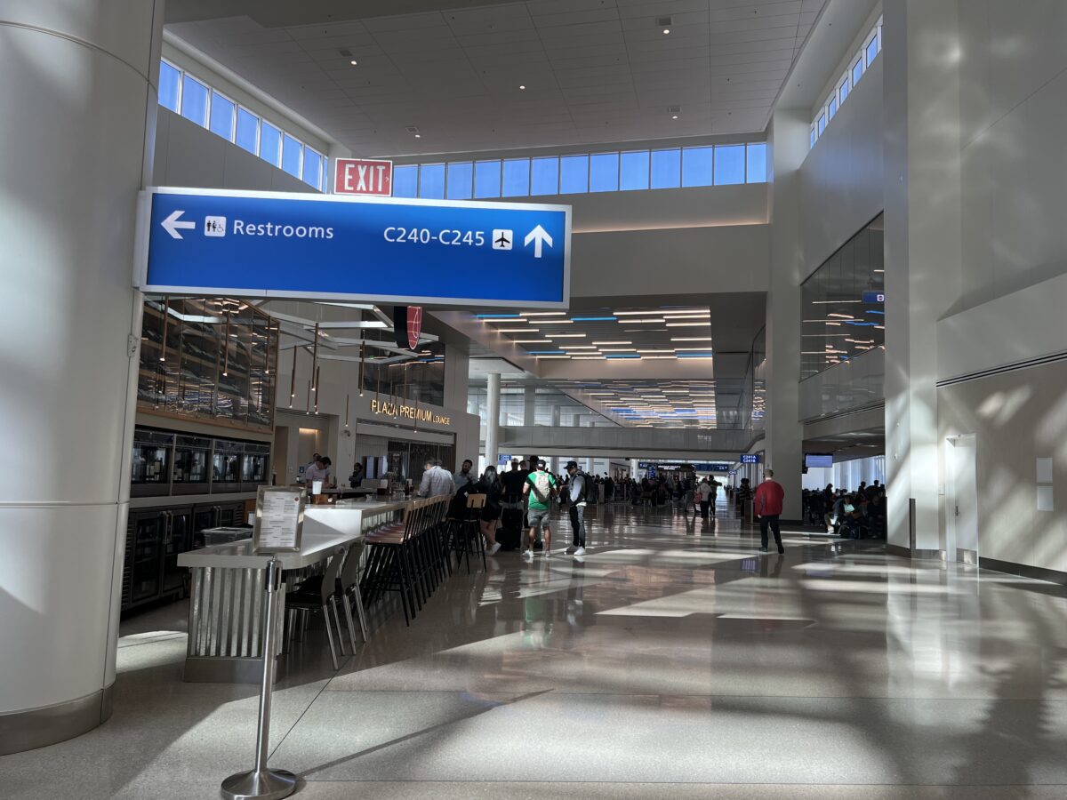 Lounge Review: Plaza Premium Lounge at Orlando International Airport's Terminal C - Your Mileage ...