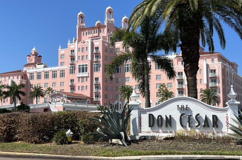 Comparing Luxury Hotel Booking Options: Chase vs. Amex